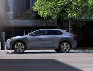 Subaru solterra electric suv store